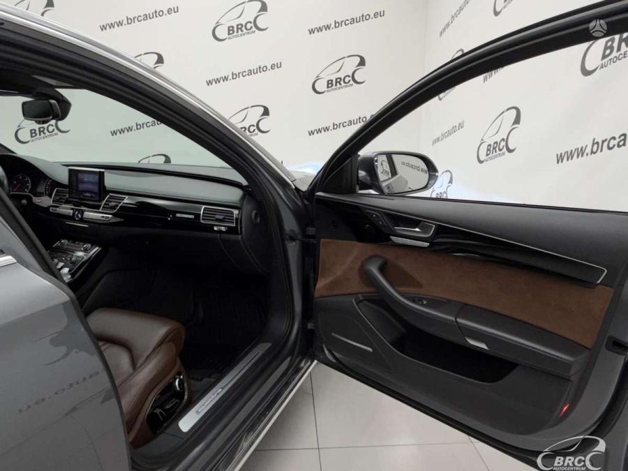 Серый Ауди А8 2016 в Вильнюс, объемом двигателя 2.97 л и пробегом 208 тыс. км за 19900 €, фото 9 на AUTOMOTO.COM.LV