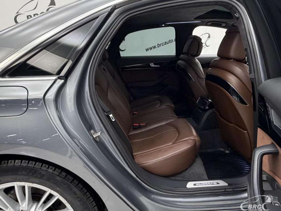 Pelēks Audi A8 2016 Viļņa, ar dzinēja tilpumu 2.97 L un nobraukumu 208 tūkst. km par 18900 €, foto 11 vietnē AUTOMOTO.COM.LV