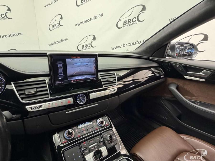 Pelēks Audi A8 2016 Viļņa, ar dzinēja tilpumu 2.97 L un nobraukumu 208 tūkst. km par 18900 €, foto 31 vietnē AUTOMOTO.COM.LV