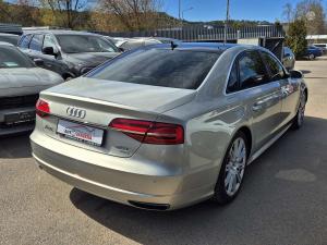 Grey Audi A8 2016 in Vilnius, with an engine capacity of 3.99 L and mileage of 163 thousand km for 10400 €, photo 4 on AUTOMOTO.COM.LV
