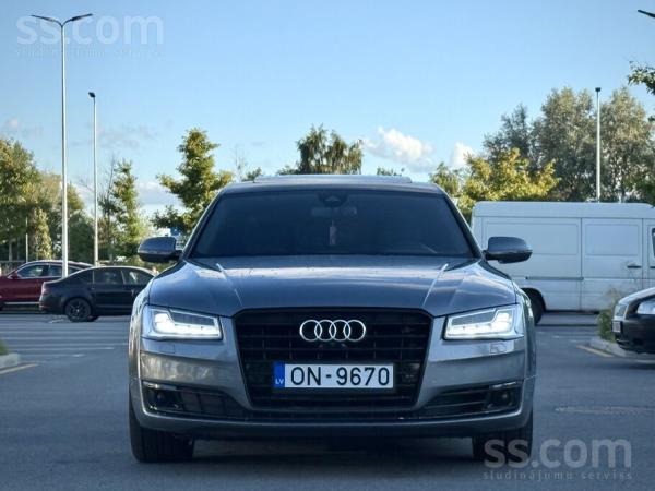 Pelēks Audi A8 2016 Rīga, ar dzinēja tilpumu 3.00 L un nobraukumu 210 tūkst. km par 17500 €, foto 3 vietnē AUTOMOTO.COM.LV