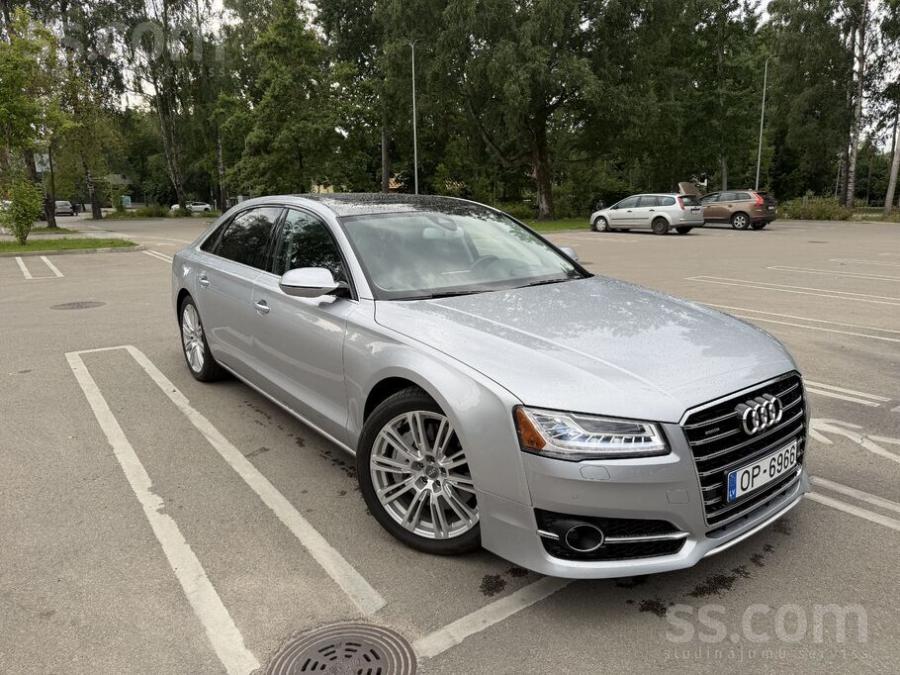 Grey Audi A8 2016 in Riga, with an engine capacity of 3.00 L and mileage of 112 thousand km for 29500 €, photo 3 on AUTOMOTO.COM.LV