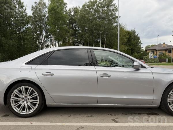 Серый Ауди А8 2016 в Рига, объемом двигателя 3.00 л и пробегом 112 тыс. км за 29500 €, фото 9 на AUTOMOTO.COM.LV