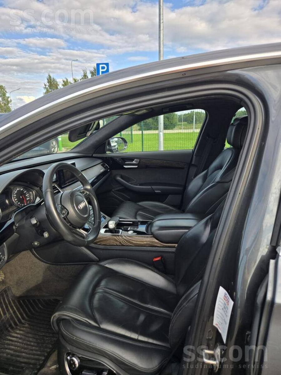 Pelēks Audi A8 2016 Rīga, ar dzinēja tilpumu 3.00 L un nobraukumu 360 tūkst. km par 12000 €, foto 12 vietnē AUTOMOTO.COM.LV