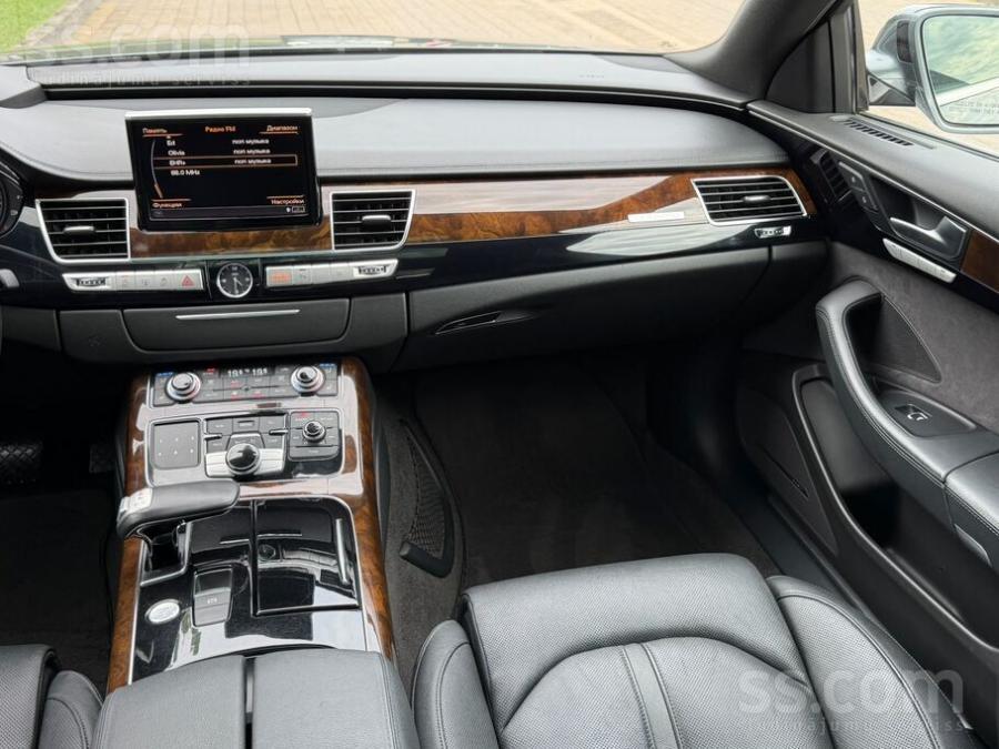 Pelēks Audi A8 2016 Rīga, ar dzinēja tilpumu 3.00 L un nobraukumu 211 tūkst. km par 17850 €, foto 17 vietnē AUTOMOTO.COM.LV