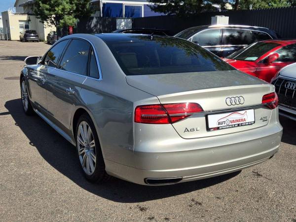Серый Ауди А8 2016 в Вильнюс, объемом двигателя 3.99 л и пробегом 163 тыс. км за 9900 €, фото 5 на AUTOMOTO.COM.LV