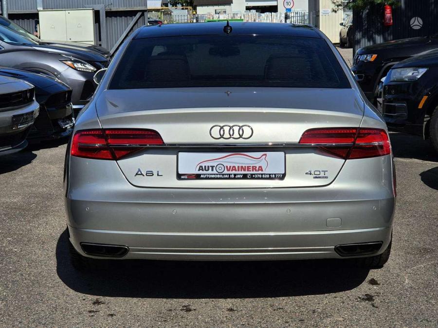 Grey Audi A8 2016 in Vilnius, with an engine capacity of 3.99 L and mileage of 163 thousand km for 9900 €, photo 6 on AUTOMOTO.COM.LV