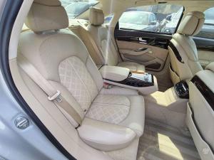 Grey Audi A8 2016 in Vilnius, with an engine capacity of 3.99 L and mileage of 163 thousand km for 9900 €, photo 11 on AUTOMOTO.COM.LV