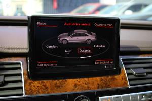 Grey Audi A8 2016 in Vilnius, with an engine capacity of 3.99 L and mileage of 163 thousand km for 9900 €, photo 19 on AUTOMOTO.COM.LV