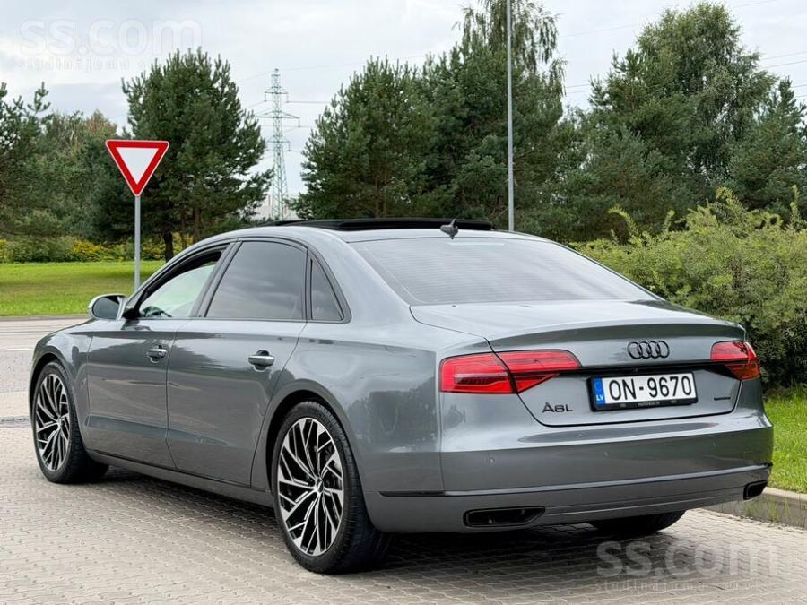 Pelēks Audi A8 2016 Rīga, ar dzinēja tilpumu 3.00 L un nobraukumu 213 tūkst. km par 19900 €, foto 4 vietnē AUTOMOTO.COM.LV