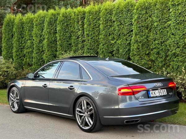 Audi A8 2016 Rīga vietnē Pelēks Audi A8 2016 Rīga, ar dzinēja tilpumu 3.00 L un nobraukumu 360 tūkst. km par 13500 €, foto 7 vietnē AUTOMOTO.COM.LV