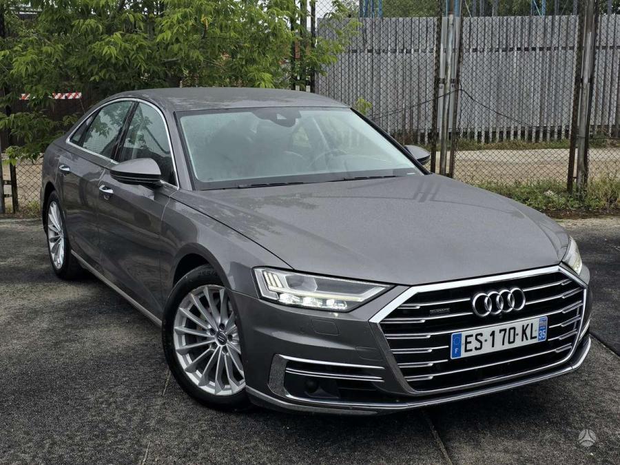 Pelēks Audi A8 2017 Šauļi, ar dzinēja tilpumu 2.97 L un nobraukumu 380 tūkst. km par 25000 €, foto 1 vietnē AUTOMOTO.COM.LV