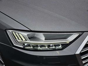 Pelēks Audi A8 2017 Šauļi, ar dzinēja tilpumu 2.97 L un nobraukumu 380 tūkst. km par 25000 €, foto 9 vietnē AUTOMOTO.COM.LV