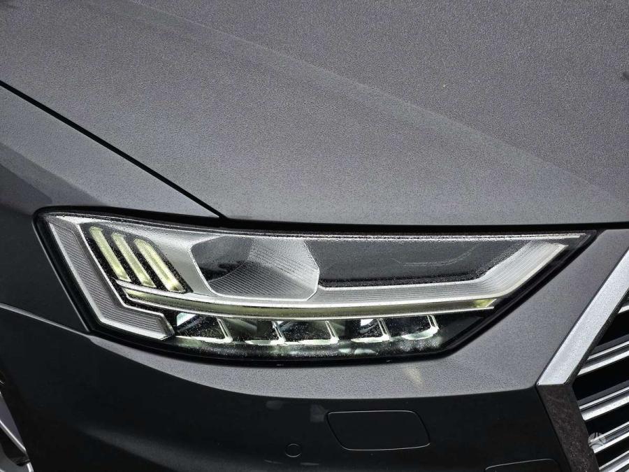 Pelēks Audi A8 2017 Šauļi, ar dzinēja tilpumu 2.97 L un nobraukumu 380 tūkst. km par 25000 €, foto 9 vietnē AUTOMOTO.COM.LV