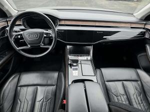 Pelēks Audi A8 2017 Šauļi, ar dzinēja tilpumu 2.97 L un nobraukumu 380 tūkst. km par 25000 €, foto 25 vietnē AUTOMOTO.COM.LV
