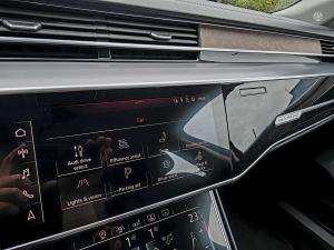 Pelēks Audi A8 2017 Šauļi, ar dzinēja tilpumu 2.97 L un nobraukumu 380 tūkst. km par 25000 €, foto 30 vietnē AUTOMOTO.COM.LV
