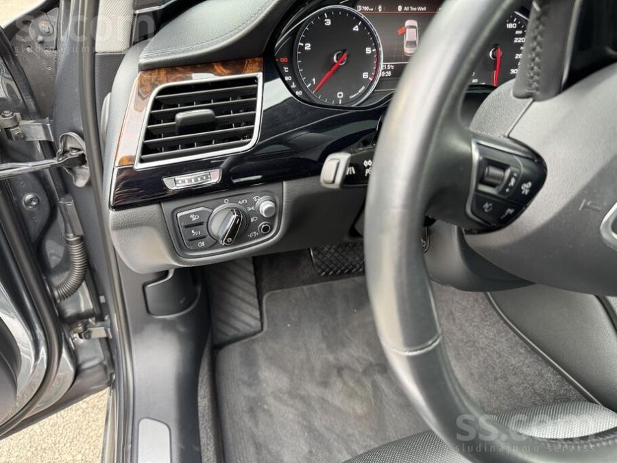 Pelēks Audi A8 2017 Rīga, ar dzinēja tilpumu 3.00 L un nobraukumu 252 tūkst. km par 21800 €, foto 29 vietnē AUTOMOTO.COM.LV