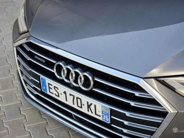 Pelēks Audi A8 2017 Šauļi, ar dzinēja tilpumu 2.97 L un nobraukumu 380 tūkst. km par 22500 €, foto 7 vietnē AUTOMOTO.COM.LV