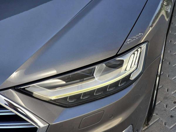 Pelēks Audi A8 2017 Šauļi, ar dzinēja tilpumu 2.97 L un nobraukumu 380 tūkst. km par 22500 €, foto 8 vietnē AUTOMOTO.COM.LV