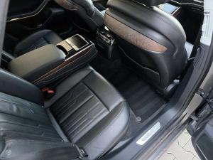 Pelēks Audi A8 2017 Šauļi, ar dzinēja tilpumu 2.97 L un nobraukumu 380 tūkst. km par 22500 €, foto 25 vietnē AUTOMOTO.COM.LV