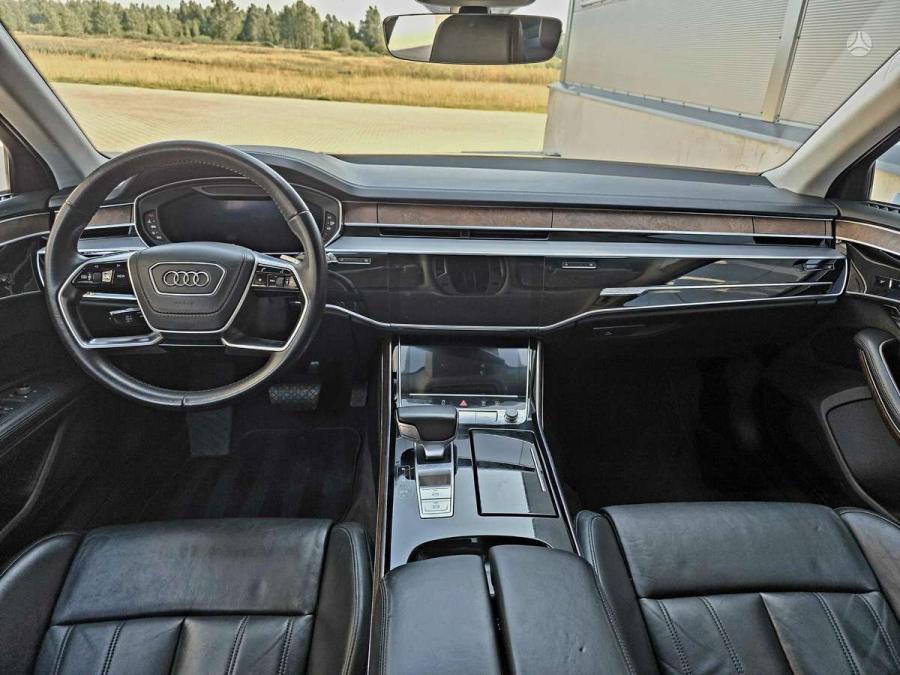 Pelēks Audi A8 2017 Šauļi, ar dzinēja tilpumu 2.97 L un nobraukumu 380 tūkst. km par 22500 €, foto 32 vietnē AUTOMOTO.COM.LV