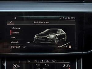 Pelēks Audi A8 2017 Šauļi, ar dzinēja tilpumu 2.97 L un nobraukumu 380 tūkst. km par 22500 €, foto 40 vietnē AUTOMOTO.COM.LV