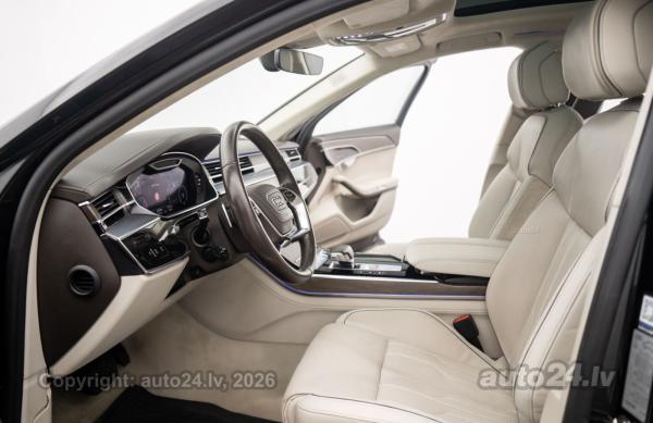 Grey Audi A8 2018 in Tallinn, with an engine capacity of 3.00 L and mileage of 238 thousand km for 30999 €, photo 7 on AUTOMOTO.COM.LV