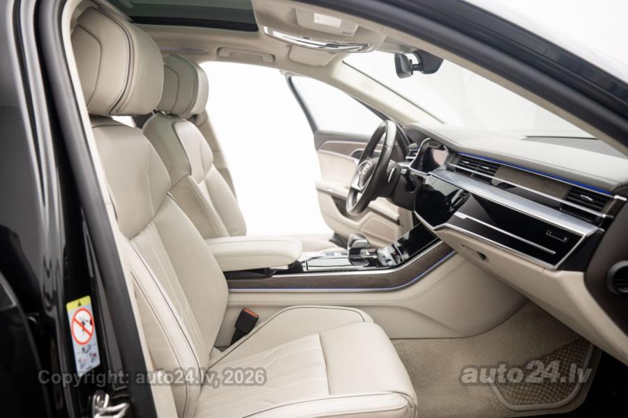Grey Audi A8 2018 in Tallinn, with an engine capacity of 3.00 L and mileage of 238 thousand km for 30999 €, photo 11 on AUTOMOTO.COM.LV