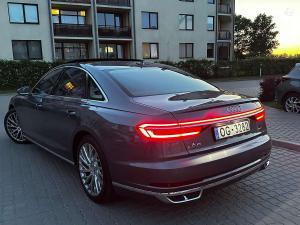 Grey Audi A8 2018 in Riga, with an engine capacity of 3.00 L and mileage of 262 thousand km for 32700 €, photo 10 on AUTOMOTO.COM.LV