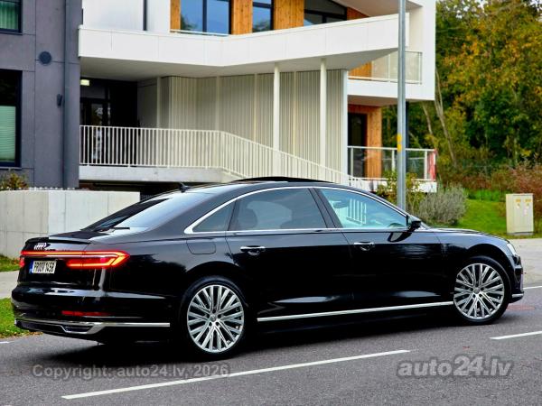Pelēks Audi A8 2018 Tallina, ar dzinēja tilpumu 3.00 L un nobraukumu 239 tūkst. km par 30990 €, foto 5 vietnē AUTOMOTO.COM.LV