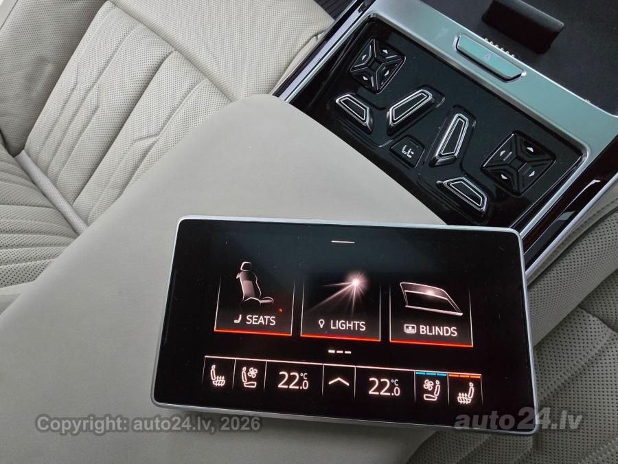 Grey Audi A8 2018 in Tallinn, with an engine capacity of 3.00 L and mileage of 239 thousand km for 30990 €, photo 21 on AUTOMOTO.COM.LV
