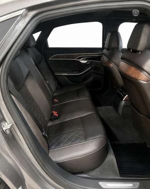 Grey Audi A8 2019 in Kaunas, with an engine capacity of 2.97 L and mileage of 197 thousand km for 32800 €, photo 7 on AUTOMOTO.COM.LV