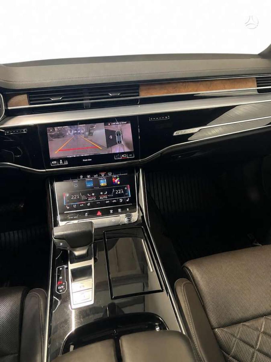 Grey Audi A8 2019 in Kaunas, with an engine capacity of 2.97 L and mileage of 197 thousand km for 32800 €, photo 11 on AUTOMOTO.COM.LV