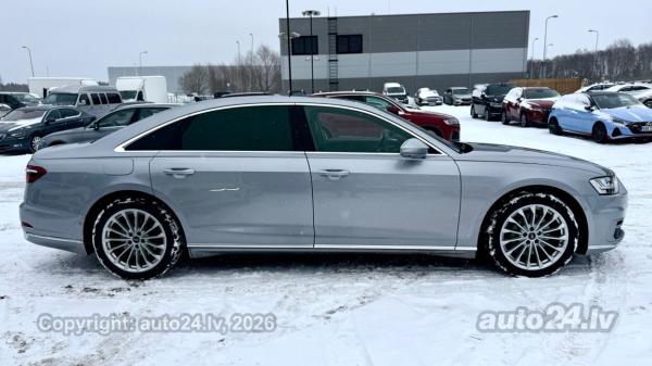 Pelēks Audi A8 2021 Tallina, ar dzinēja tilpumu 3.00 L un nobraukumu 81 tūkst. km par 47500 €, foto 3 vietnē AUTOMOTO.COM.LV