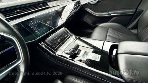 Grey Audi A8 2021 in Tallinn, with an engine capacity of 3.00 L and mileage of 81 thousand km for 47500 €, photo 13 on AUTOMOTO.COM.LV