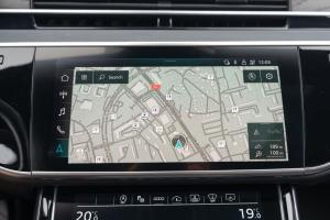 Pelēks Audi A8 2021 Viļņa, ar dzinēja tilpumu 3.00 L un nobraukumu 113 tūkst. km par 48000 €, foto 25 vietnē AUTOMOTO.COM.LV