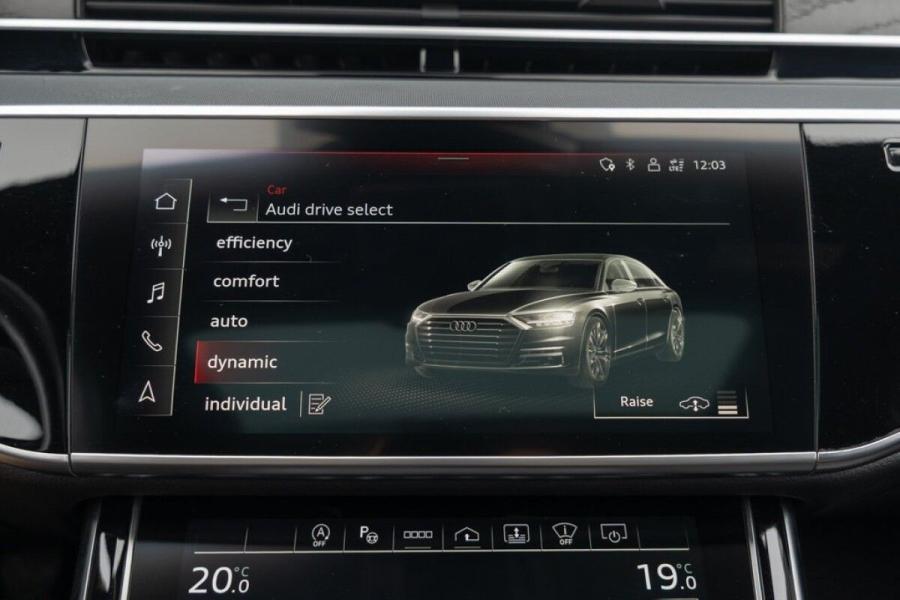 Pelēks Audi A8 2021 Viļņa, ar dzinēja tilpumu 3.00 L un nobraukumu 113 tūkst. km par 48000 €, foto 27 vietnē AUTOMOTO.COM.LV
