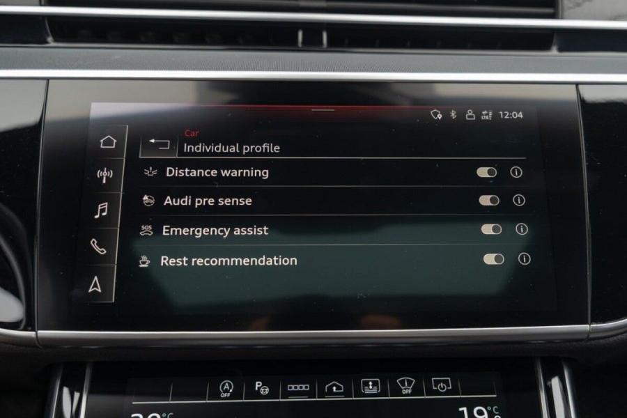 Pelēks Audi A8 2021 Viļņa, ar dzinēja tilpumu 3.00 L un nobraukumu 113 tūkst. km par 48000 €, foto 28 vietnē AUTOMOTO.COM.LV
