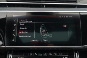 Pelēks Audi A8 2021 Viļņa, ar dzinēja tilpumu 3.00 L un nobraukumu 113 tūkst. km par 48000 €, foto 29 vietnē AUTOMOTO.COM.LV