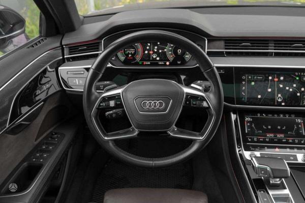 Grey Audi A8 2021 in Vilnius, with an engine capacity of 3.00 L and mileage of 113 thousand km for 48000 €, photo 9 on AUTOMOTO.COM.LV