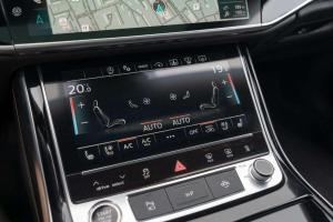 Pelēks Audi A8 2021 Viļņa, ar dzinēja tilpumu 3.00 L un nobraukumu 113 tūkst. km par 48000 €, foto 13 vietnē AUTOMOTO.COM.LV