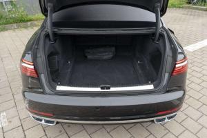Pelēks Audi A8 2021 Viļņa, ar dzinēja tilpumu 3.00 L un nobraukumu 113 tūkst. km par 48000 €, foto 35 vietnē AUTOMOTO.COM.LV