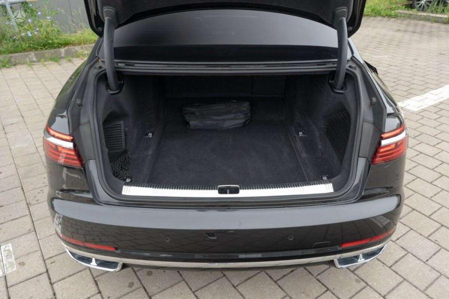 Pelēks Audi A8 2021 Viļņa, ar dzinēja tilpumu 3.00 L un nobraukumu 113 tūkst. km par 48000 €, foto 35 vietnē AUTOMOTO.COM.LV