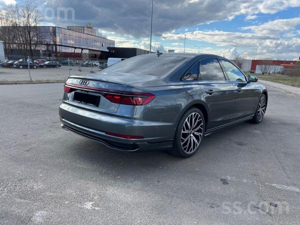 Grey Audi A8 2023 in Riga, with an engine capacity of 3.00 L and mileage of 50 thousand km for 63900 €, photo 6 on AUTOMOTO.COM.LV
