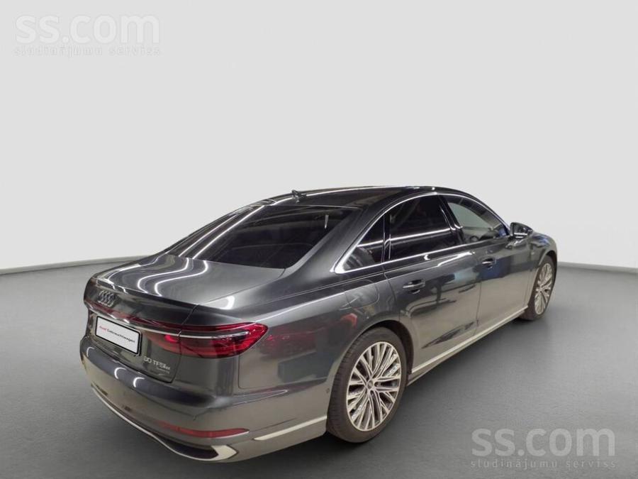 Серый Ауди А8 2025 в Рига, объемом двигателя 3.00 л и пробегом 18 тыс. км за 69900 €, фото 3 на AUTOMOTO.COM.LV