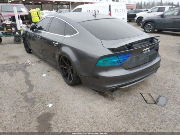 Audi A8 2012 in Klaipeda, with an engine capacity of 0.00 L and mileage of 0 thousand km for 5000 €, photo 3 on AUTOMOTO.COM.LV