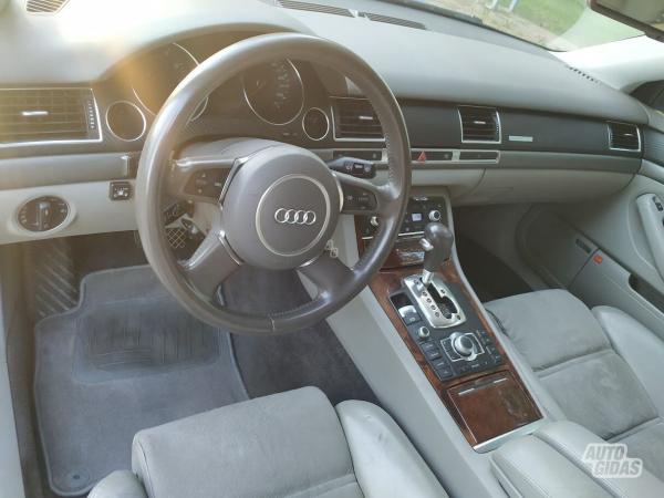 Audi A8 2004 Jurbarkas, ar dzinēja tilpumu 4.20 L un nobraukumu 240 tūkst. km par 8500 €, foto 4 vietnē AUTOMOTO.COM.LV