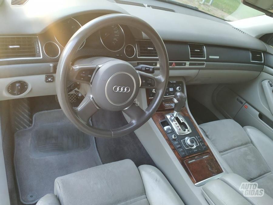 Audi A8 2004 Jurbarkas, ar dzinēja tilpumu 4.20 L un nobraukumu 240 tūkst. km par 8500 €, foto 5 vietnē AUTOMOTO.COM.LV