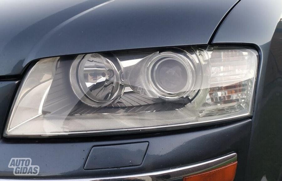 Audi A8 2004 Jurbarkas, ar dzinēja tilpumu 4.20 L un nobraukumu 240 tūkst. km par 8500 €, foto 8 vietnē AUTOMOTO.COM.LV
