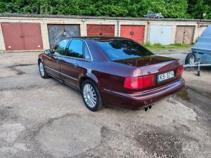 Sarkans Audi A8 1995 Rīga, ar dzinēja tilpumu 4.20 L un nobraukumu 324 tūkst. km par 2000 €, foto 5 vietnē AUTOMOTO.COM.LV